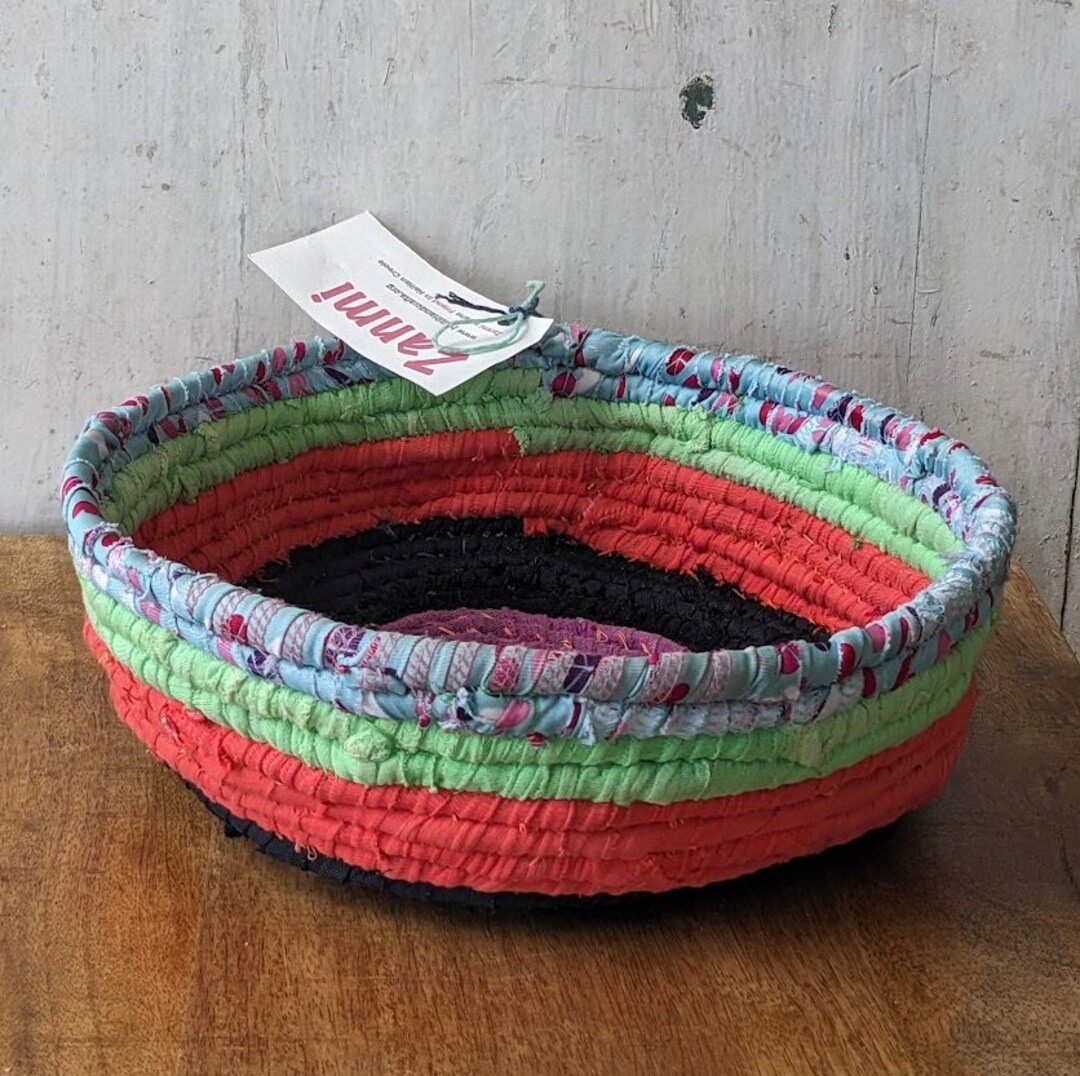 Haitihandcrafts Zanmi Basket - Etsy