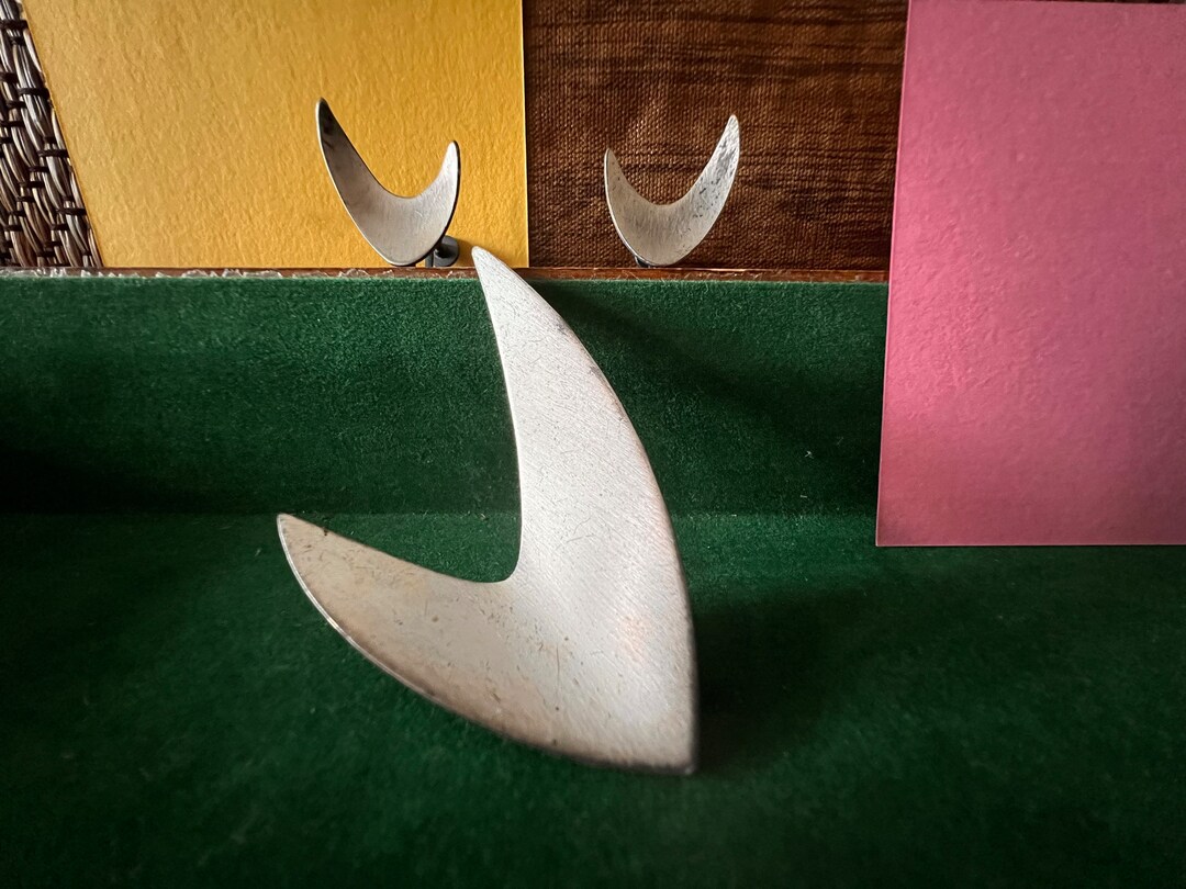 Mid-century Atomic Boomerang Set of Brooch and Screw-back Earrings - Etsy