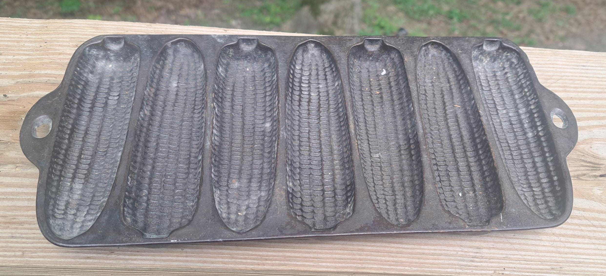 Wagner Ware Krusty Korn Kobs Jr 1319 Cast Iron Corn Stick Pans Pat ...