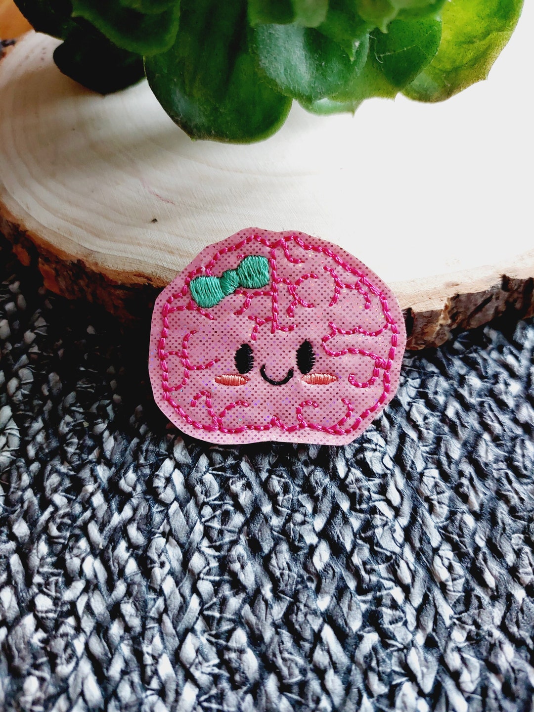 Brain With Bow Feltie Embroidered on Vinyl Perfect for Hair Bows ...