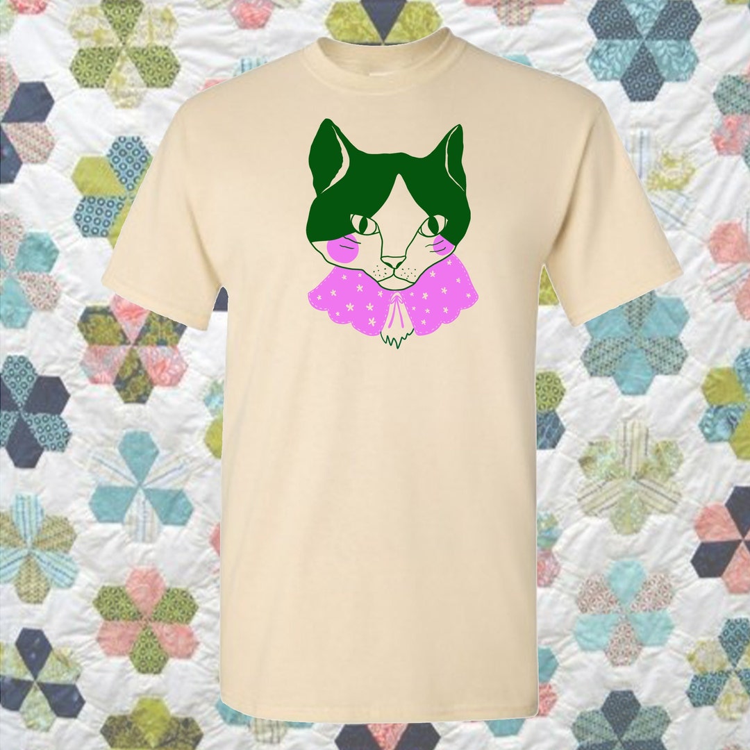 Cat Lover Tshirt Cute Kitty Graphic Tee Cat Mom Gift Pet Owner Shirt ...