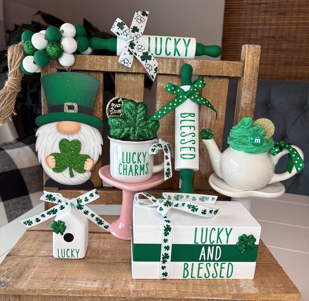 Lucky Decor / St Patrick’s Day / Shamrocks / Leprechauns / Blessed ...