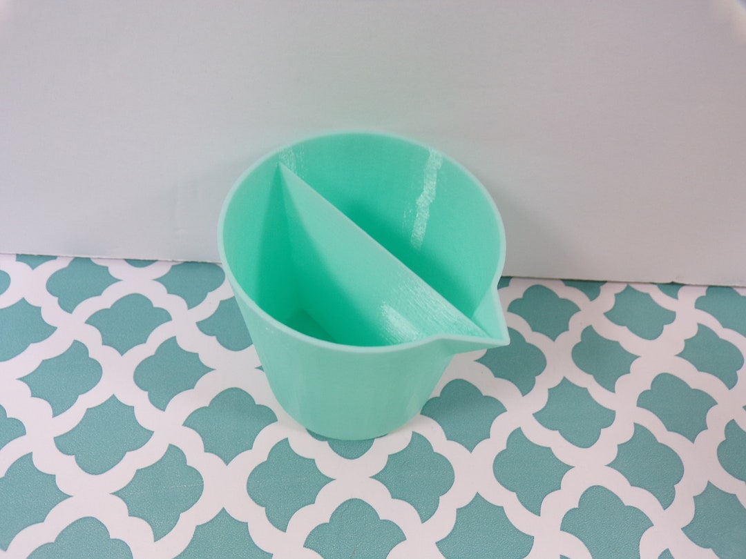 2 Compartment Divided Split Cup for Paint Pouring 4 Ounce Two ...