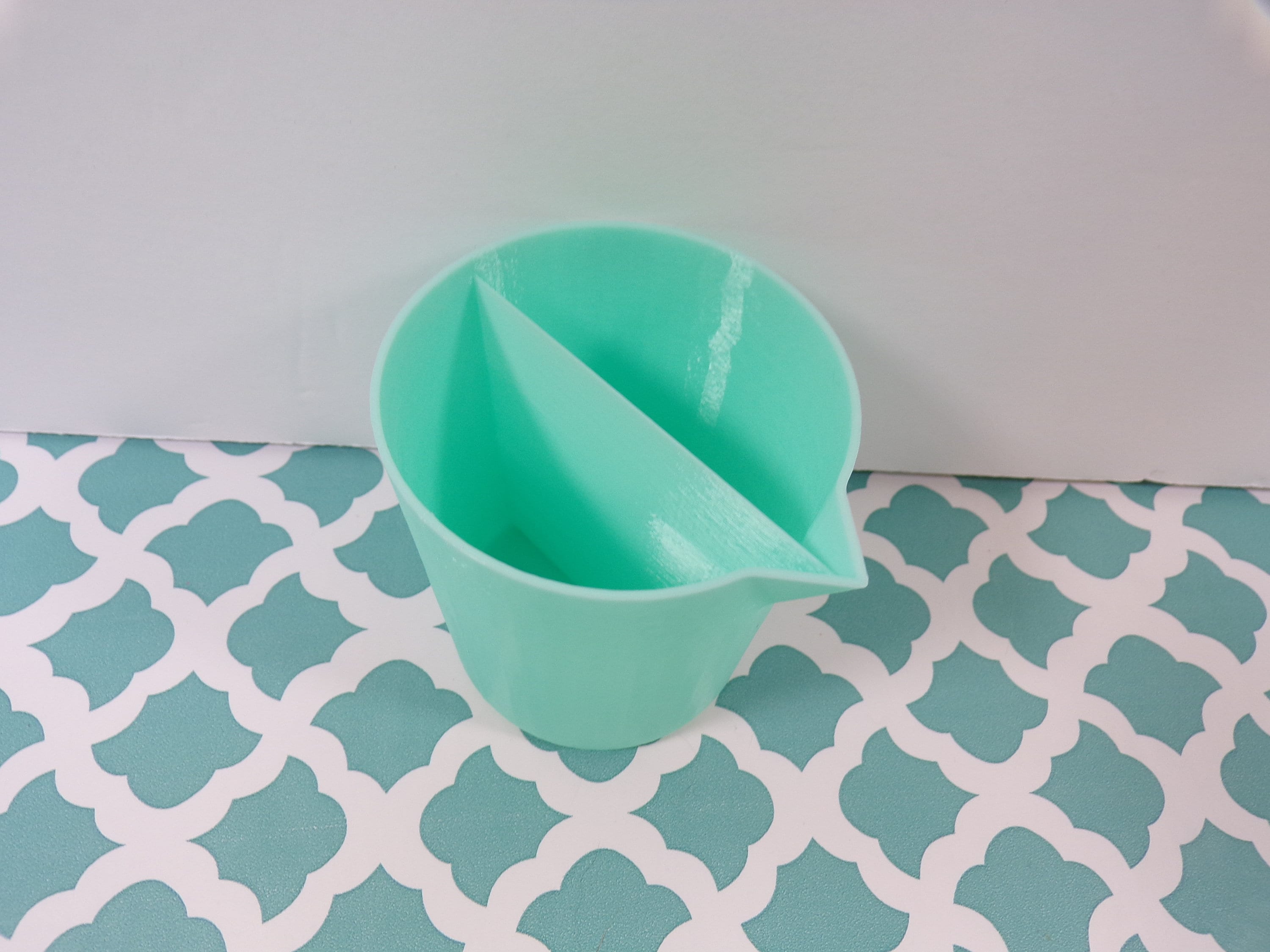 2 Compartment Divided Split Cup for Paint Pouring 4 Ounce Two ...
