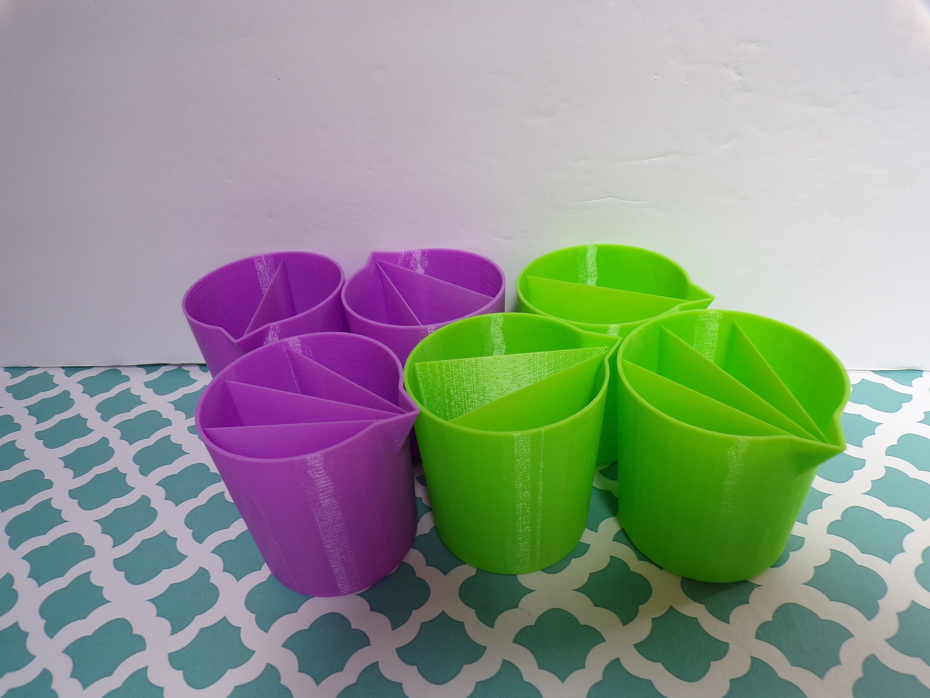 2 Compartment Divided Split Cup for Paint Pouring 4 Ounce Two ...