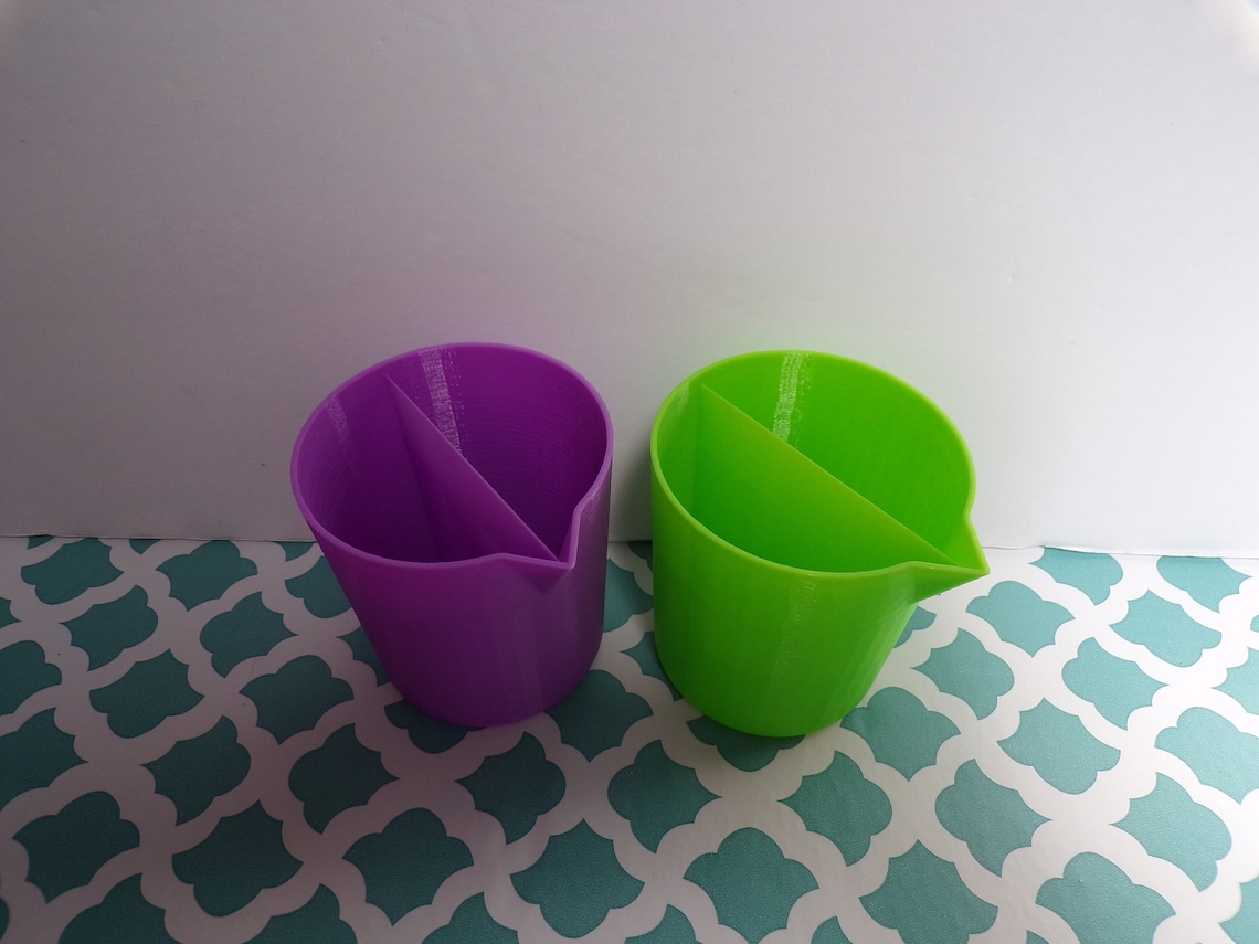 Split Cup for Paint Pouring 9 Ounce Two Compartment | Divided Cup for ...