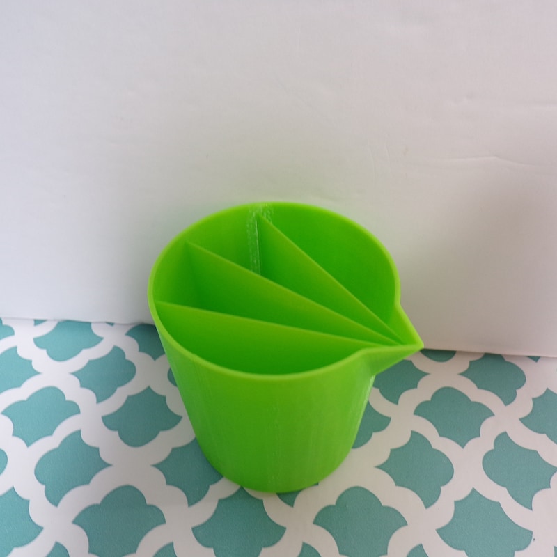 Acrylic Pouring Cup - Etsy