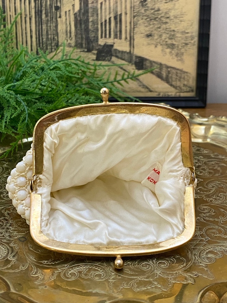 Vintage Crochet & Beaded Mini Wallet. Cream With Brass Snap Closure ...