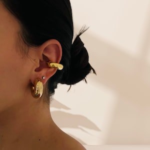 Chunky Gold Ear Cuff, Ear Cuff No Piercing, Gold Hoop Ear Cuff, Bold Ear Wrap, Gold Filled Ear ...