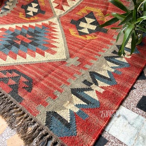 Red Peruvian Rug - Handmade Vintage Kilim Motif Runner - Indian ...