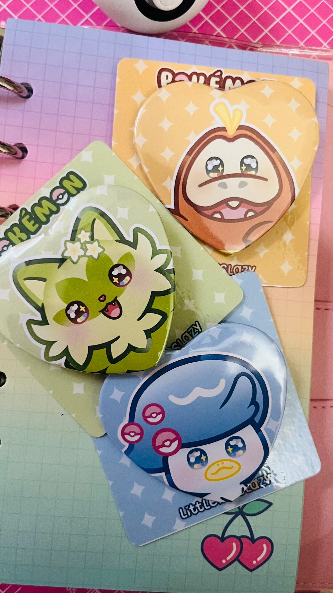 Chapa En Forma De Corazón Pokemon Kawaii, Pin Button Badges Sprigatito ...