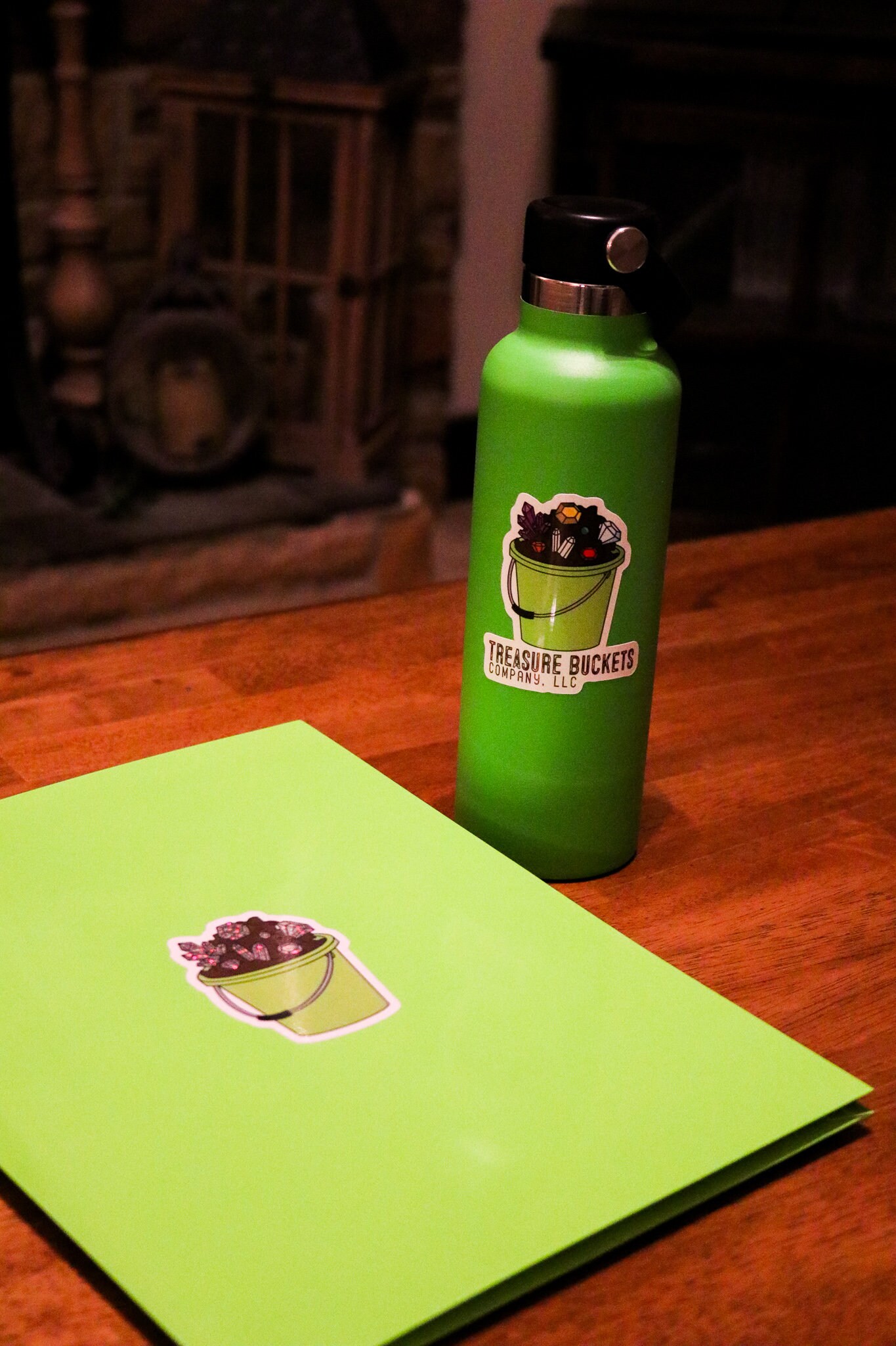 Treasure Buckets Company Logo Sticker Pegatina de vinilo, Etiqueta a ...