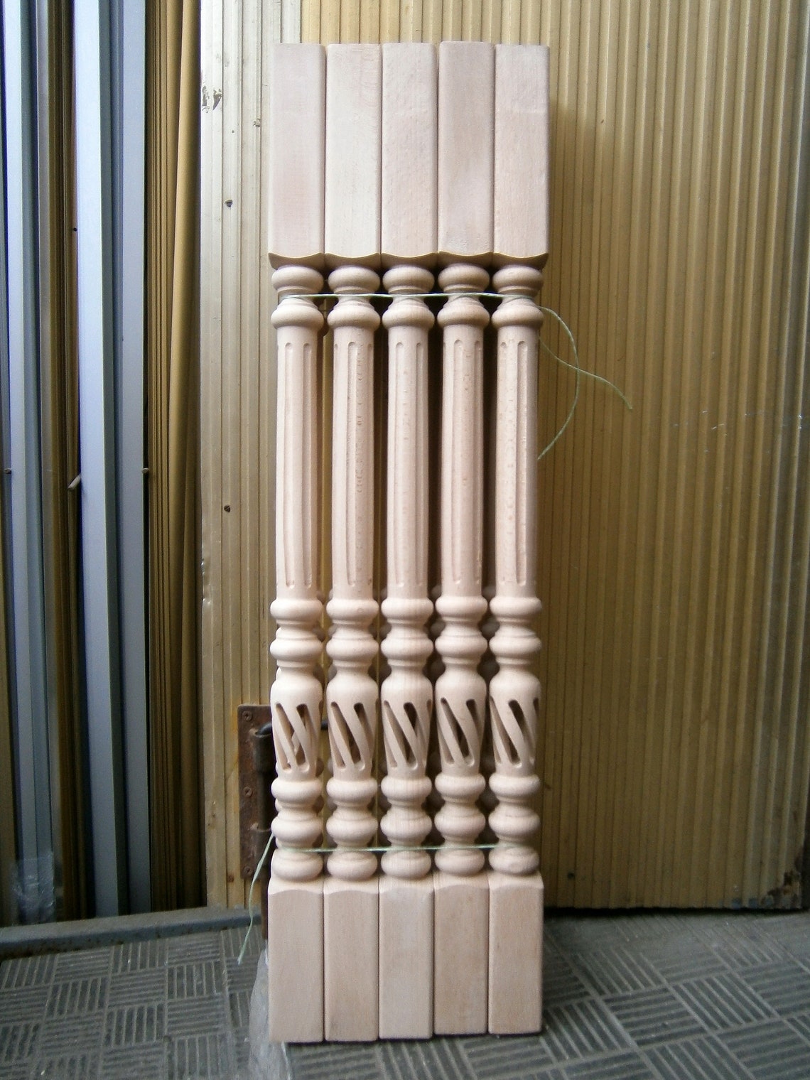 Open Spiral Design Stair Balusters & Newel Posts Ball Top Cap Finial ...