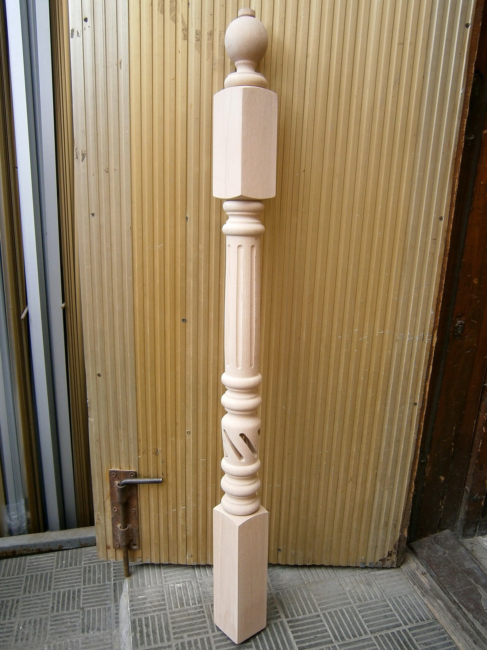 Open Spiral Design Stair Balusters & Newel Posts Ball Top Cap Finial ...