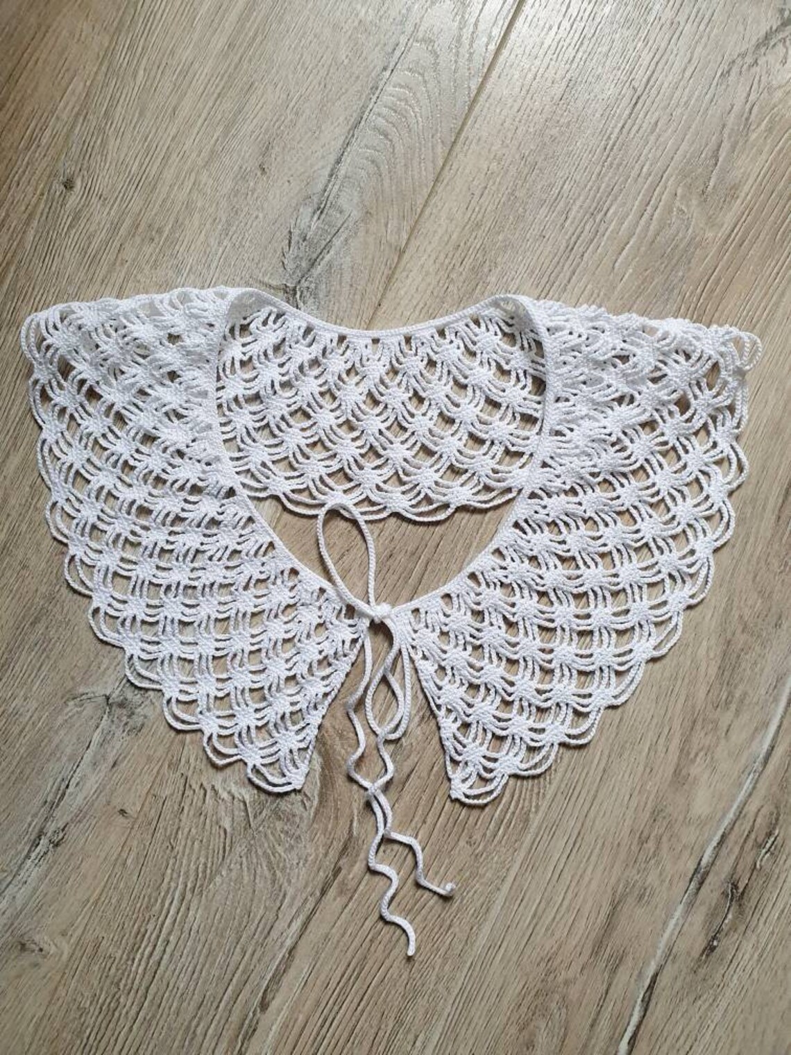 Crochet White Lace Colar Necklace, Spiderweb Style Handmade Collar ...