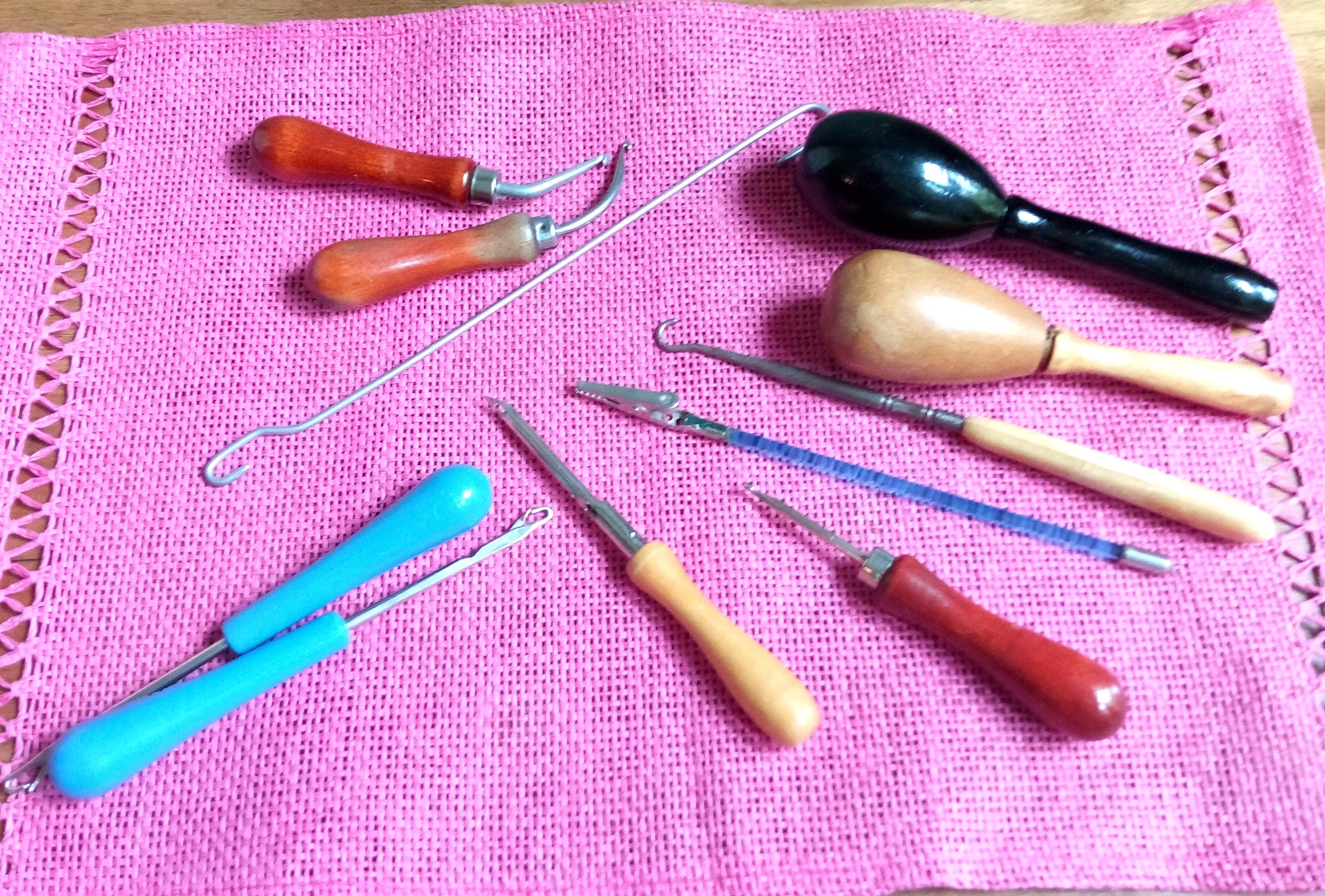 Weaving Tools And Supplies