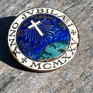 Vintage 1925 Vatican Enamel Pin; Pope Pius XI; 1925 Jubilee Year - Etsy