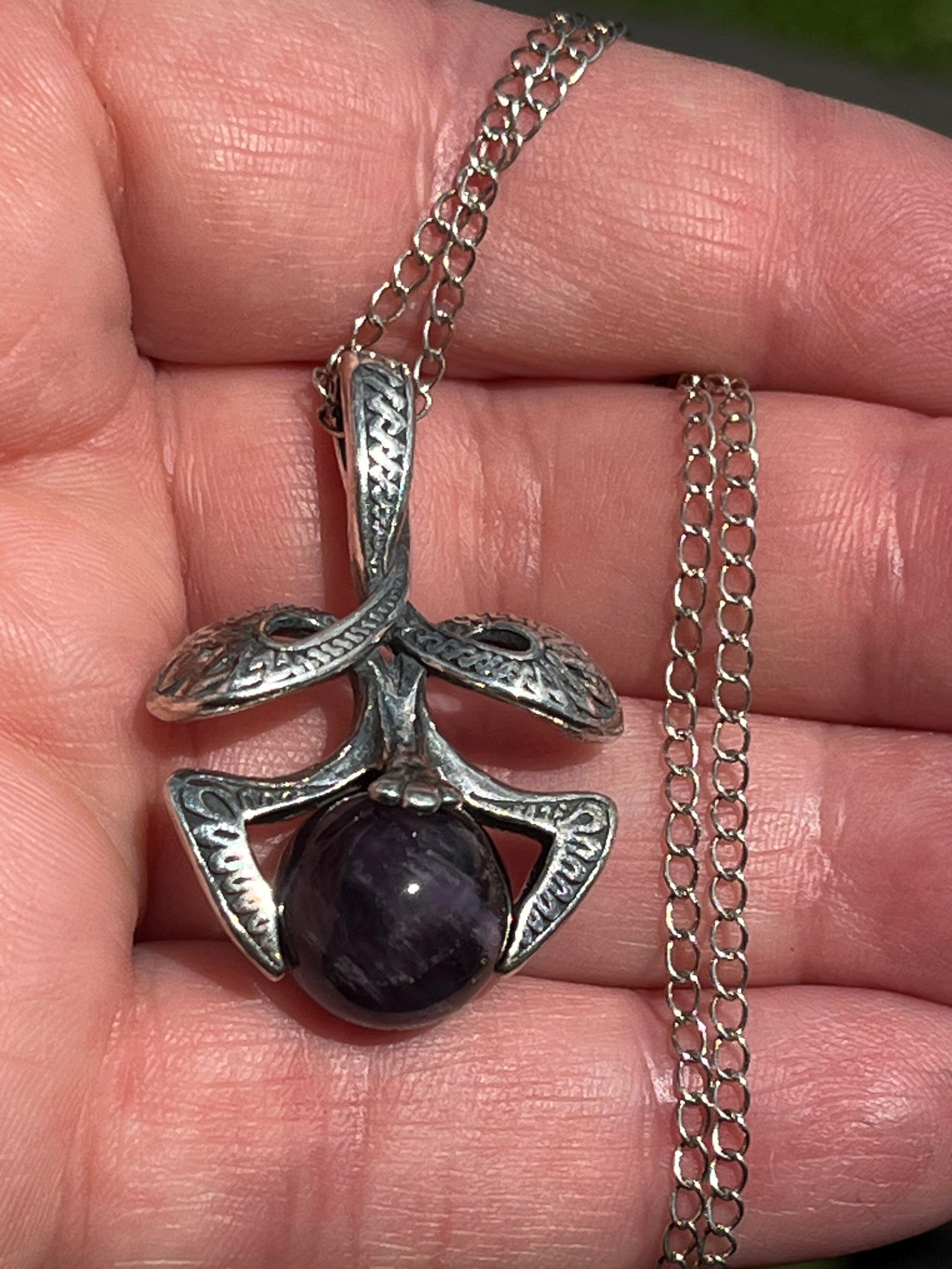 Vintage Round Amethyst in Detailed Gothic Design in Sterling Silver 925 ...