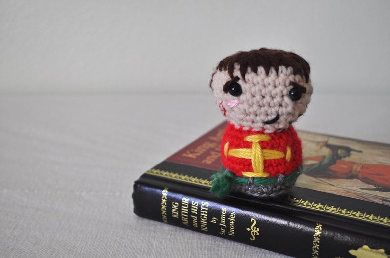 Sir Gawain King Arthur Doll - Crochet Amigurumi - Book Lovers Gift ...
