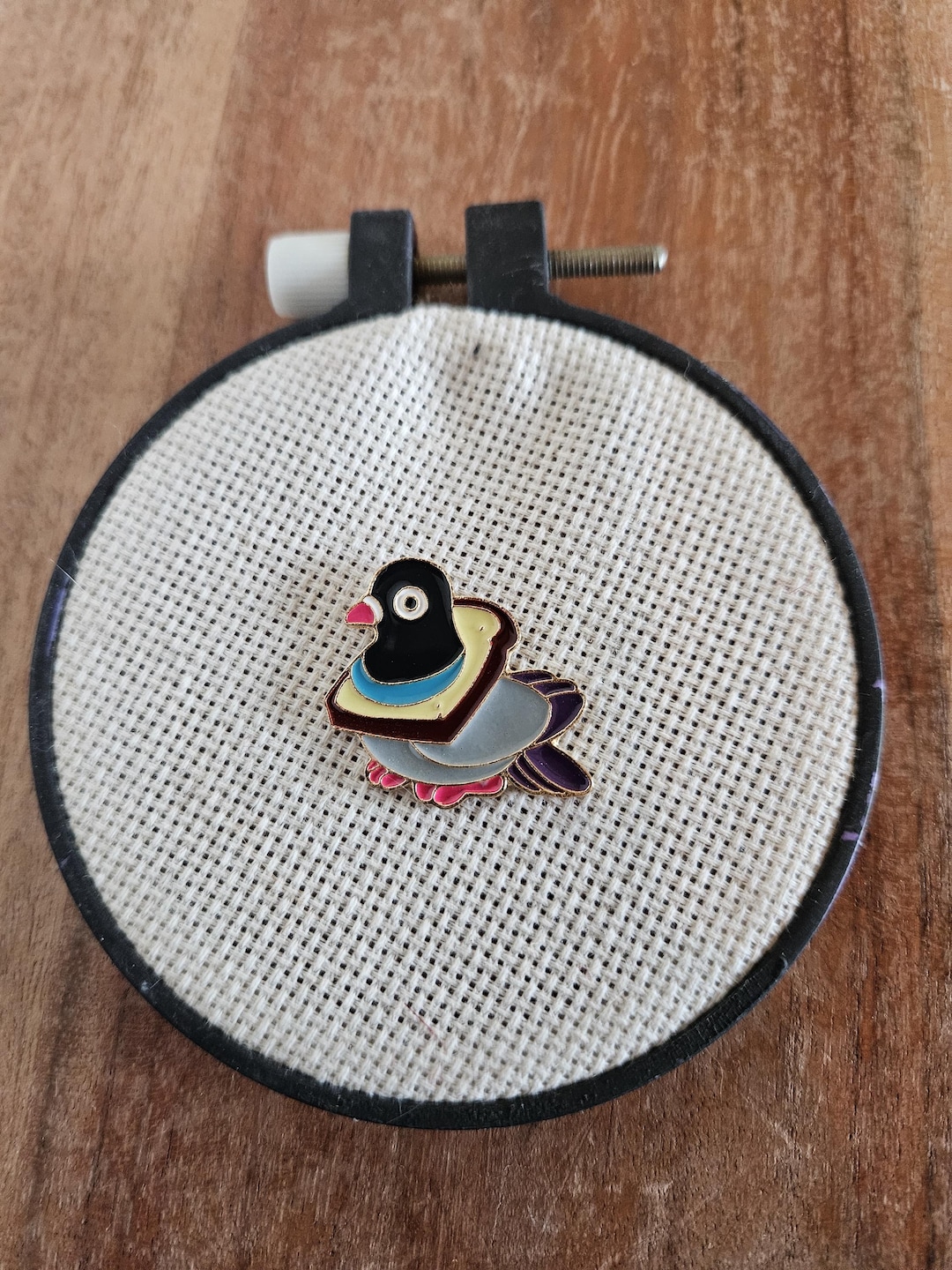 Hungry Pigeon Needle Minder | Bird Magnetic Needle Minder | Hat or ...