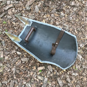 Orc Shield, LARP, Soft Shield, Uruk-hai - Etsy