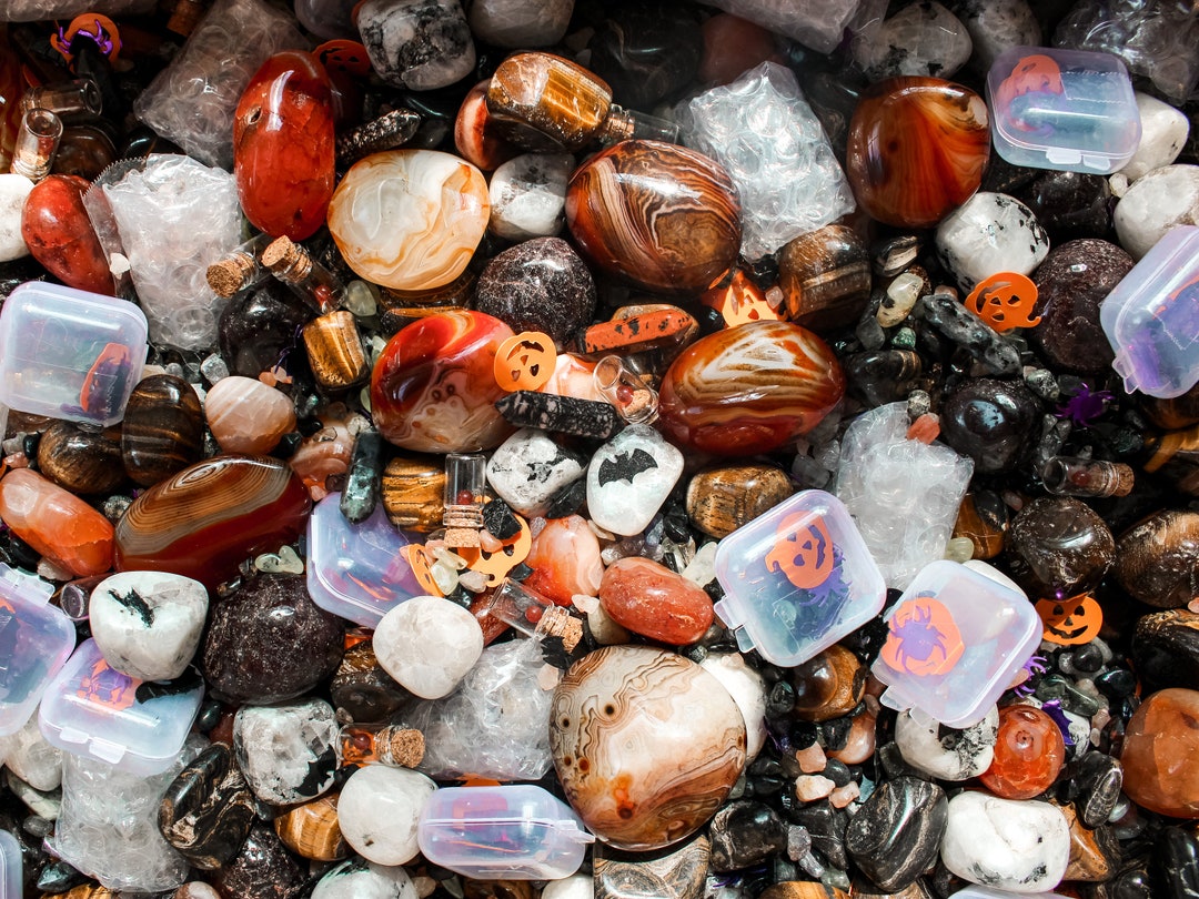 Spooky Crystal Confetti - Etsy