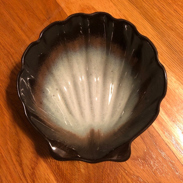 Pottery Shell Bowl - Etsy