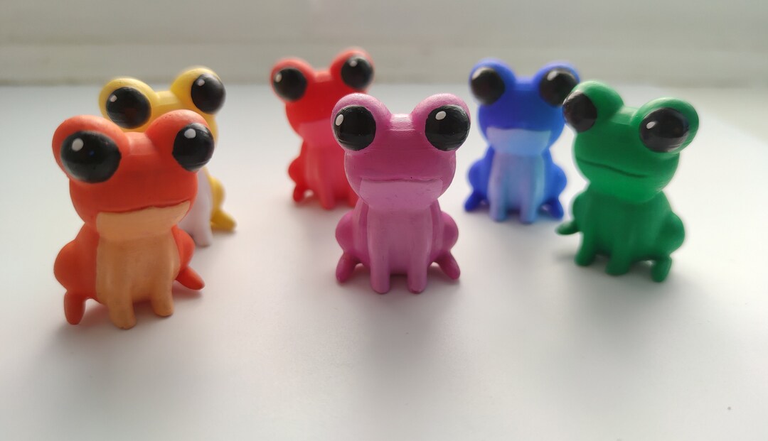 Mini Frog Figurine Cute Frog Sculpture for Gift Child Kwaii Cutie ...