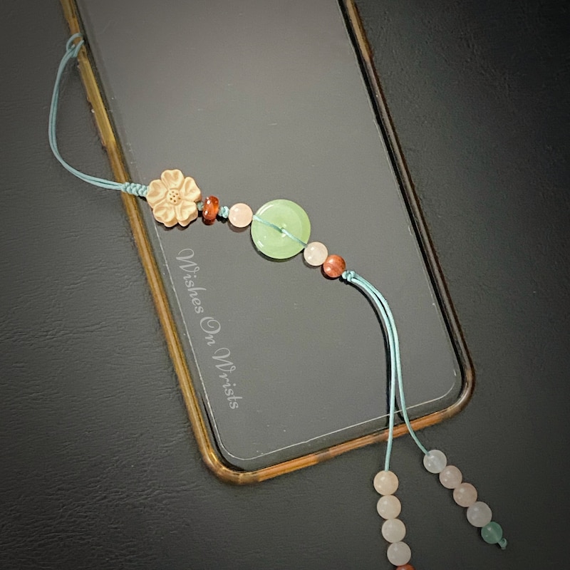 Phone Charm Lucky Knot - Etsy