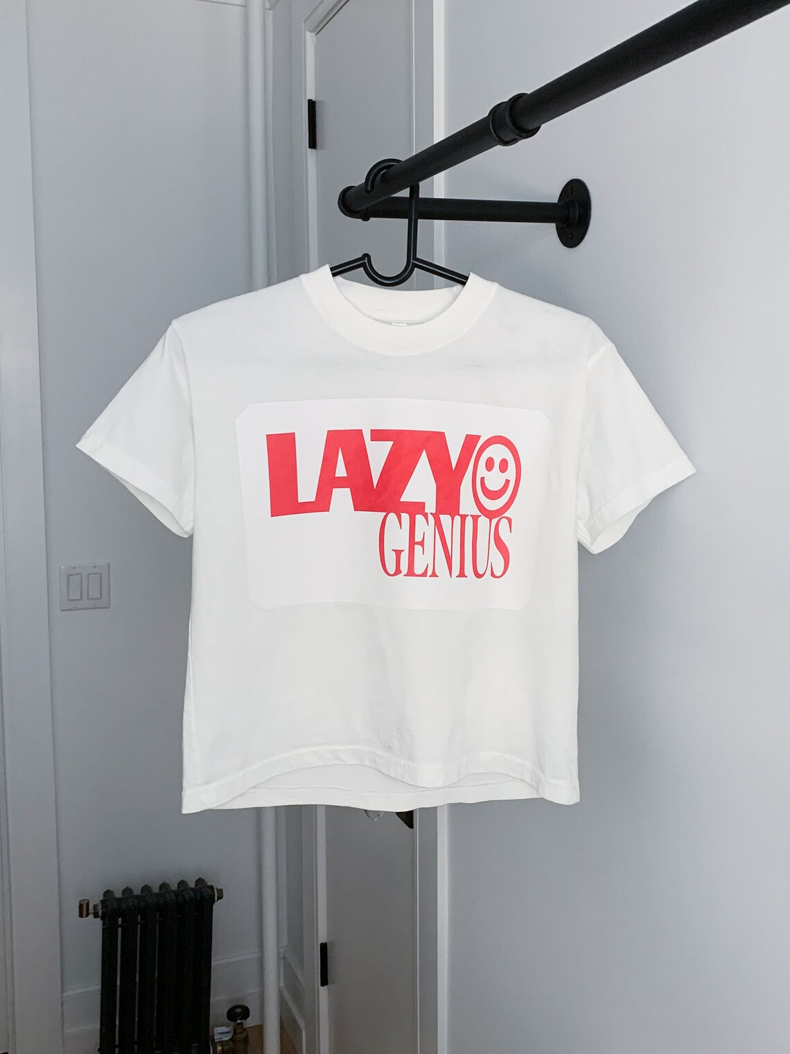 Lazy Genius T-Shirt, Braless Graphic Tshirt, Frauen Boxy Tshirt, Nippel ...