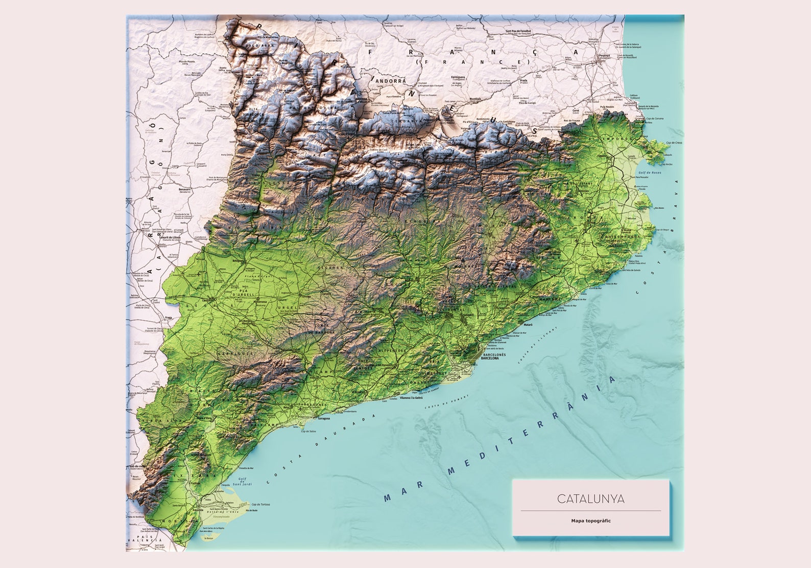 Catalunya. Mapa topogràfic en color. Versió sense llegenda amb el mar ...
