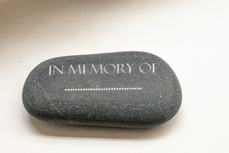 Engraved Pet Memorial Stones - Personalized Pet Memorial Gift ...