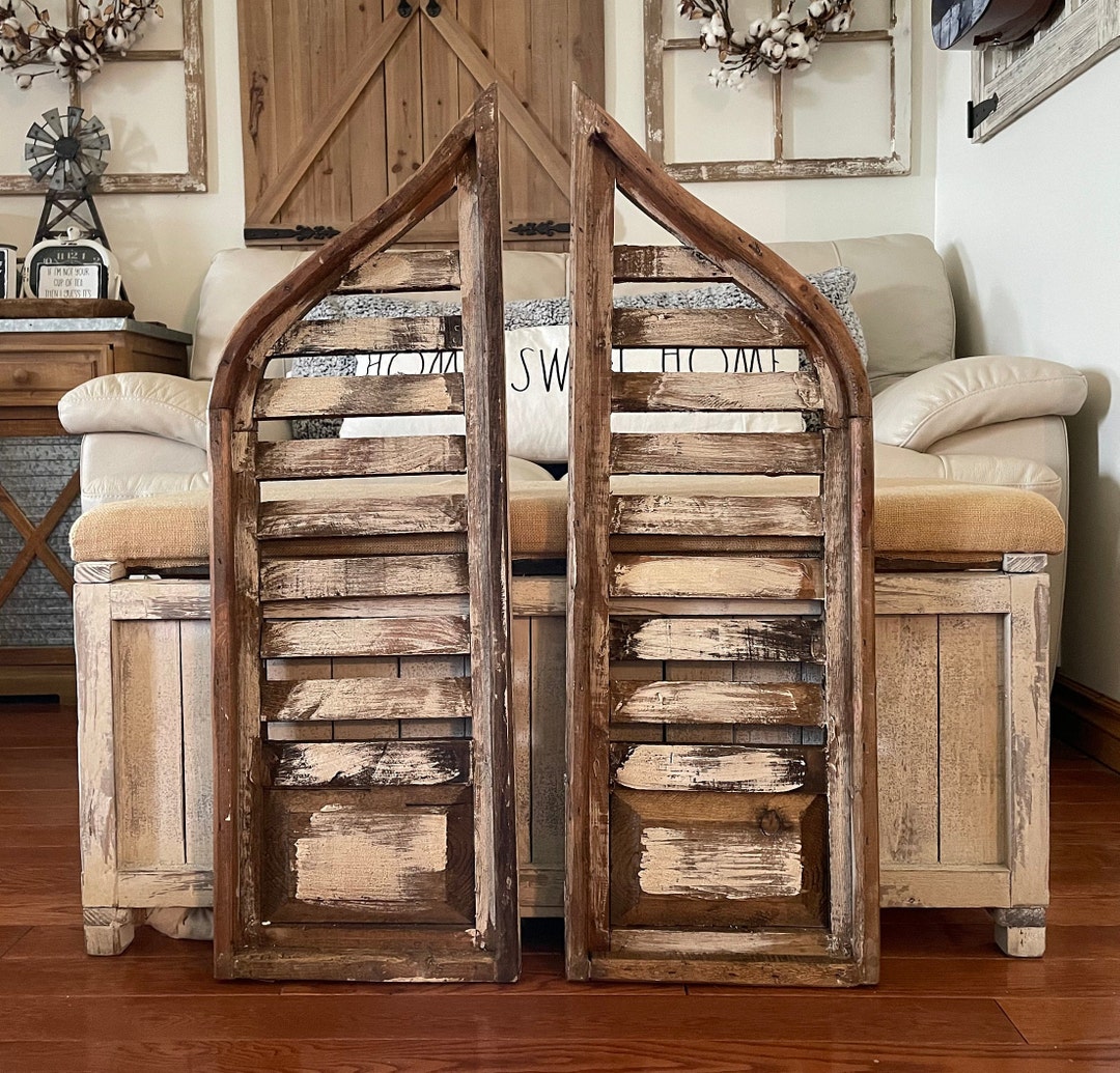 Western Saloon Style Rustic Farmhouse Cathedral Arch Shutter Style ...