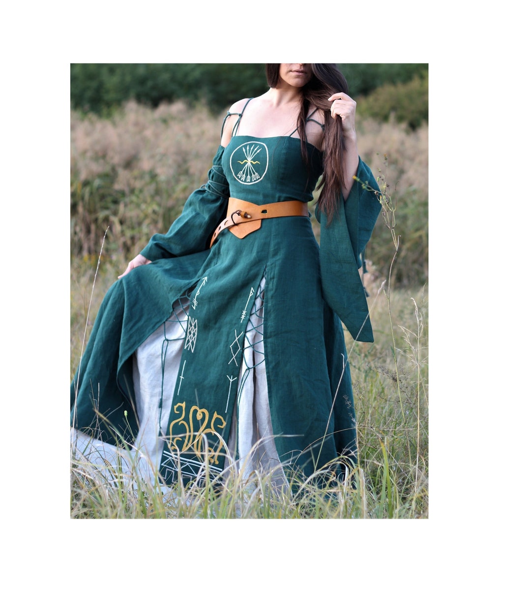 EIR Custom Dress With Custom Embroidery, Elven Dress, Fantasy Clothing ...