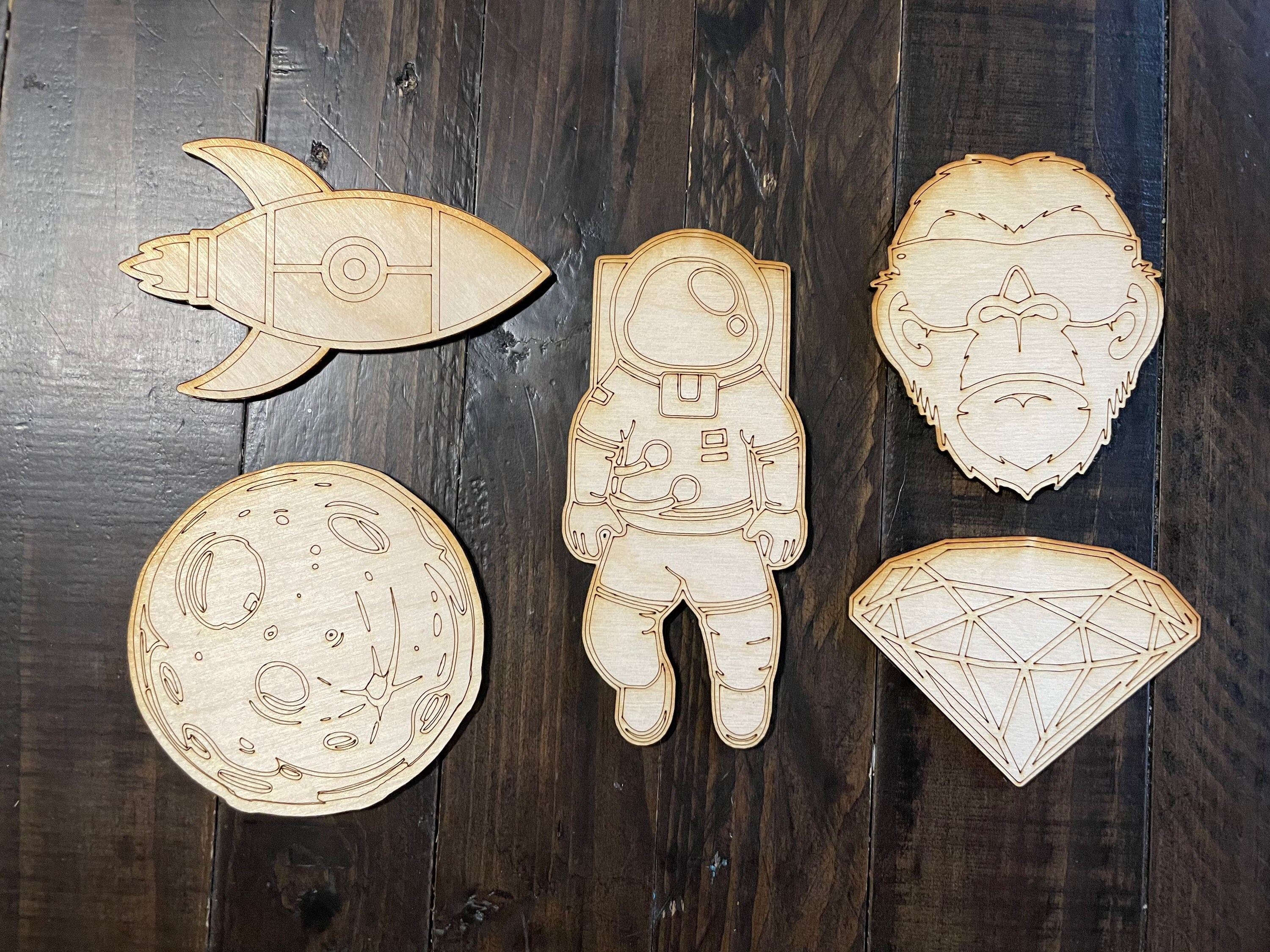 Astronaut Wood Cutout / Outline Astronaut Wall Decor / Custom | Etsy