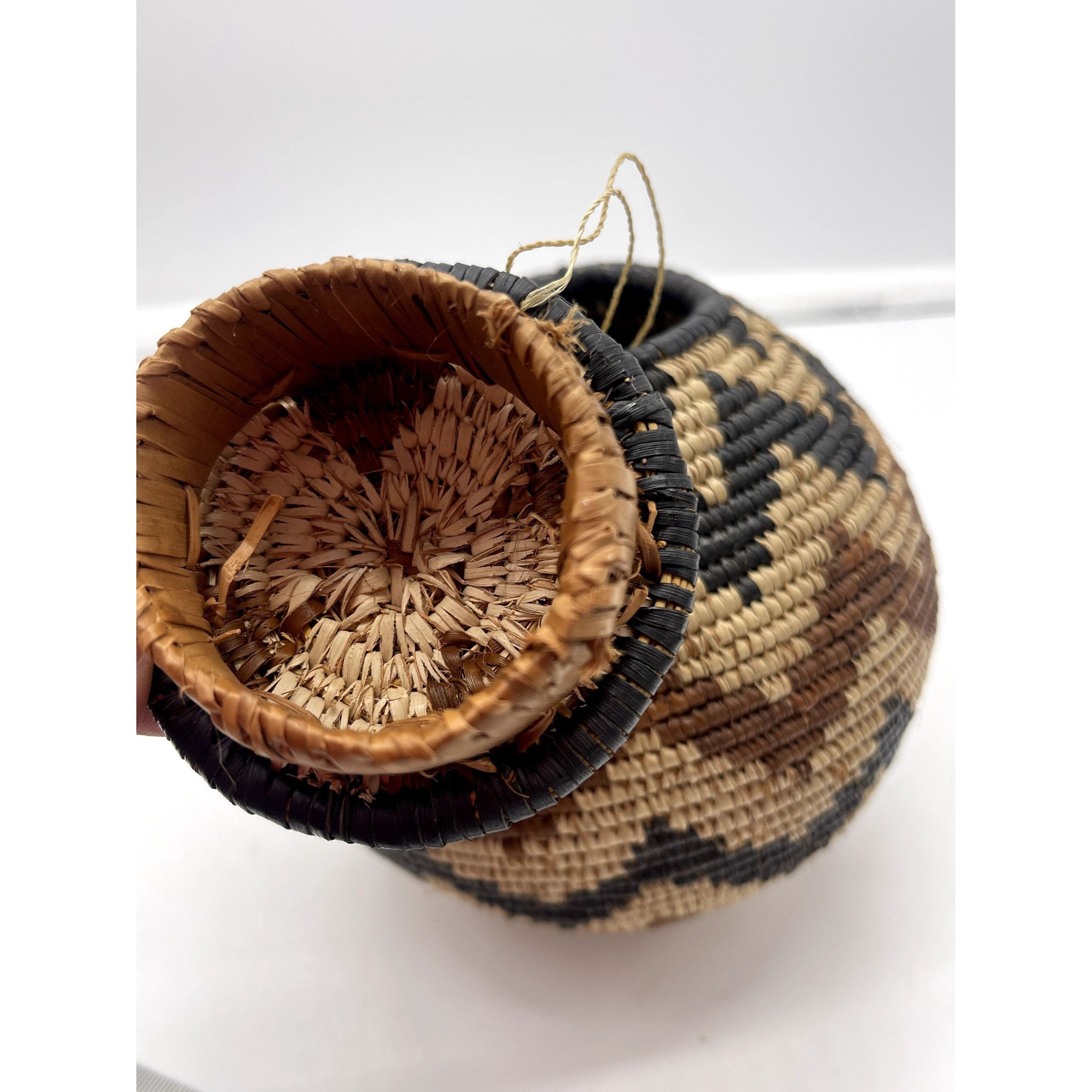 Traditional South African Zulu Ukhamba Beer Basket With Lid - Etsy