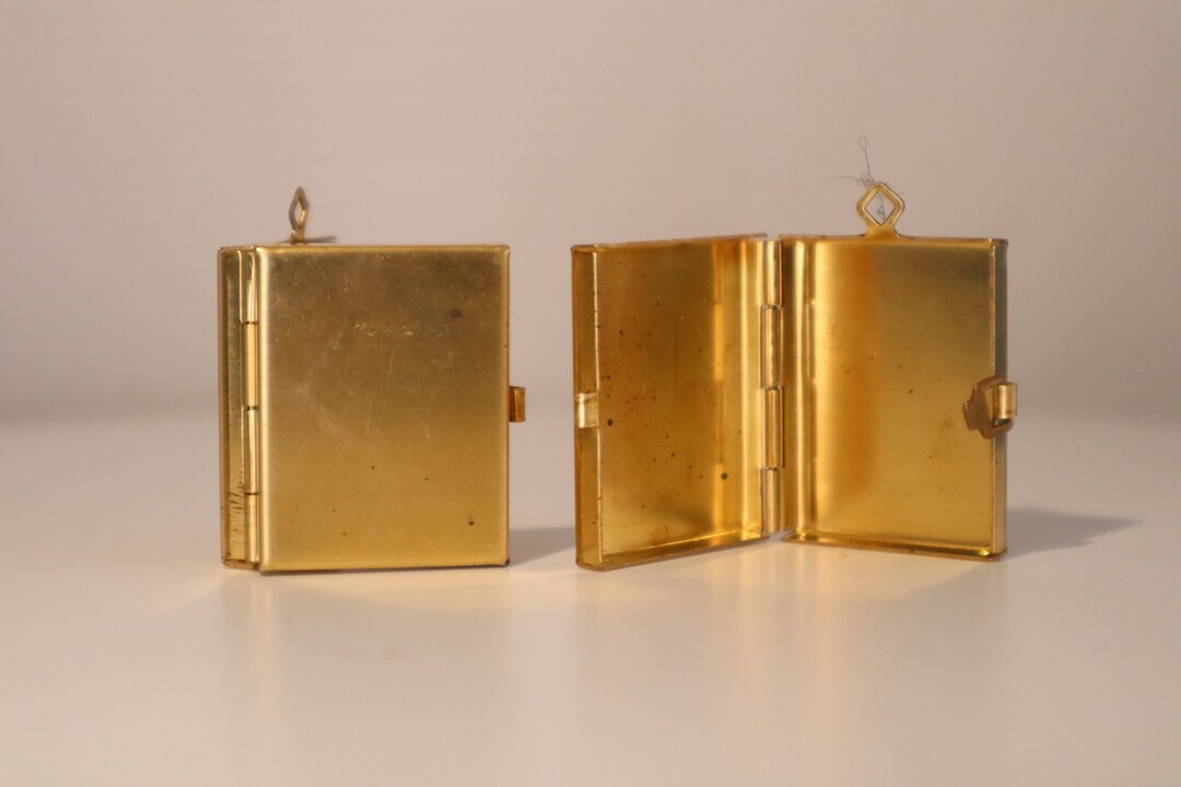 Plain Brass Locket / Hinged Brass Locket / Rectangular Picture Locket ...