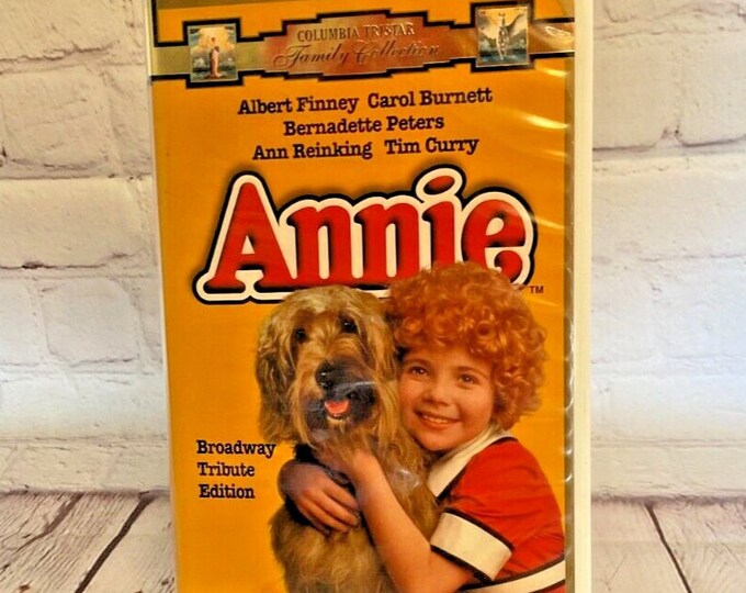 Annie VHS by Columbia Tristar Family Collection 1997 | Rated G and ...