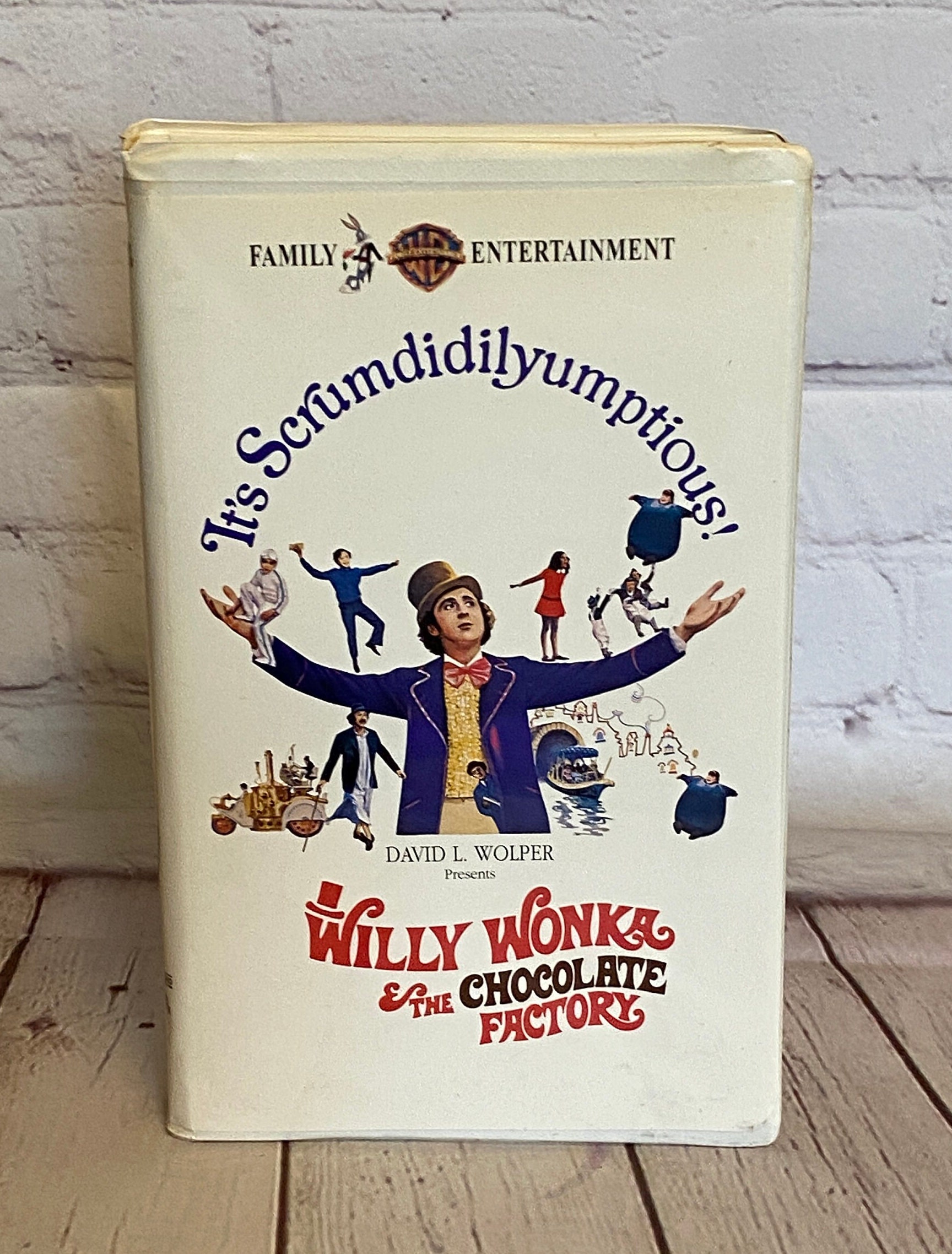Willy Wonka & the Chocolate Factory VHS by Warner Home Video Rated G ...