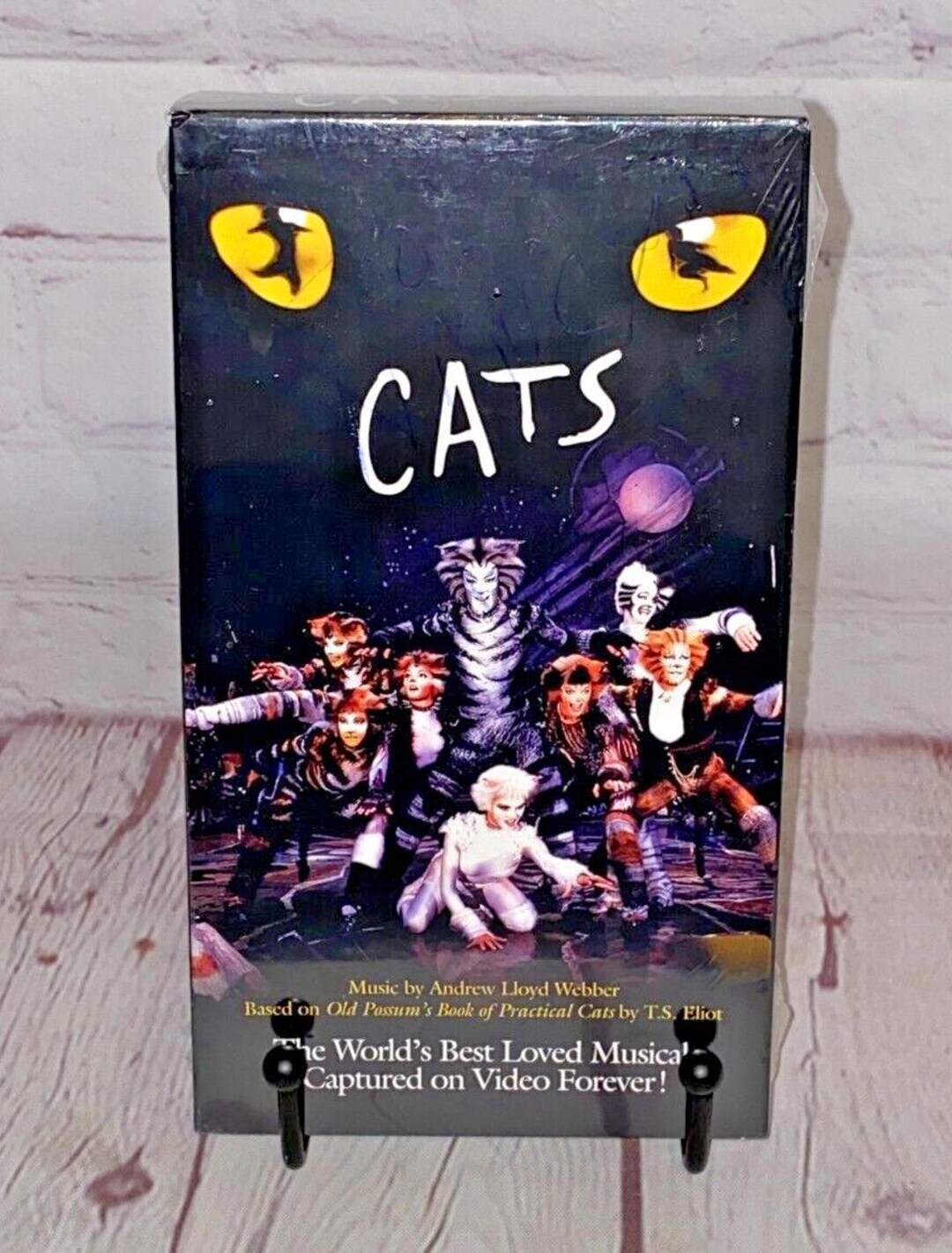 Brand New "cats" VHS by Universal 1999 | Not Rated | Running Time: 2 ...