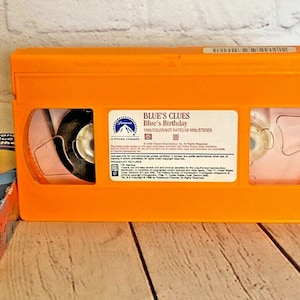 Blue's Clues blue's Birthday VHS by Paramount 1998 NR and Runtime ...