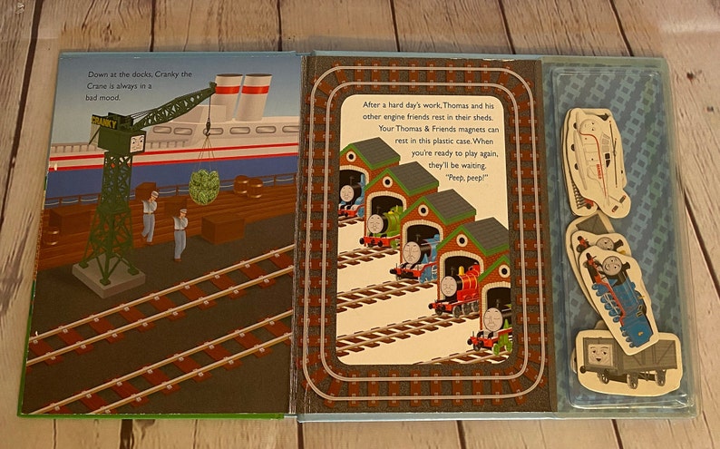 Thomas & Friends thomas Magnetic Play Book With 6 Magnetized Pages and ...