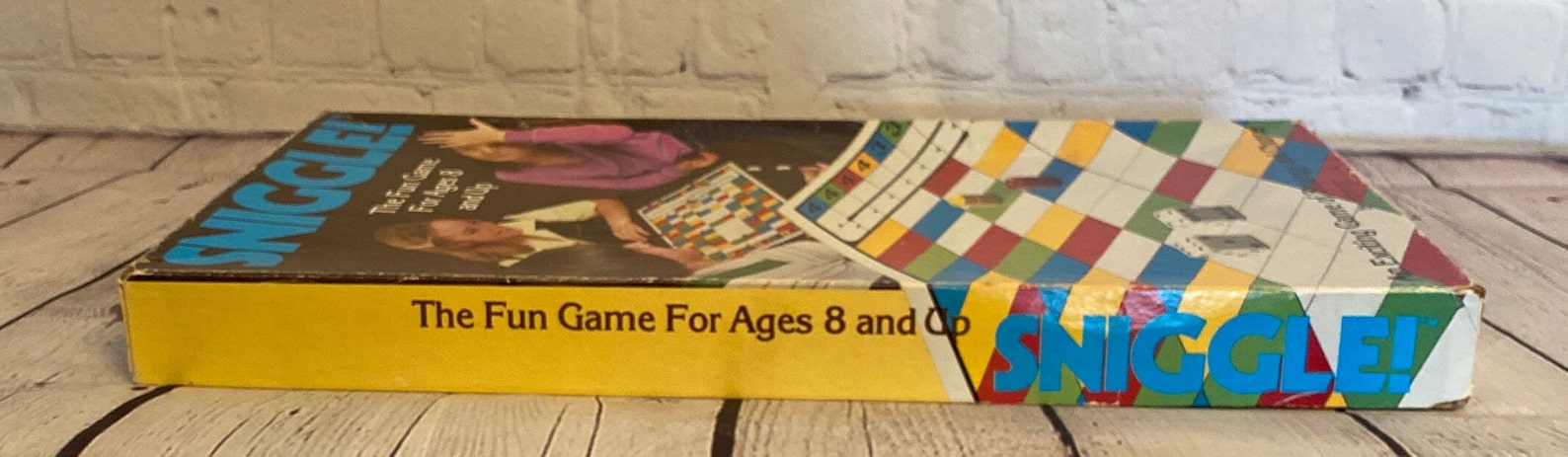 Sniggle: an Exciting Game of Strategy and Chance by Amway Corp. 1980 ...