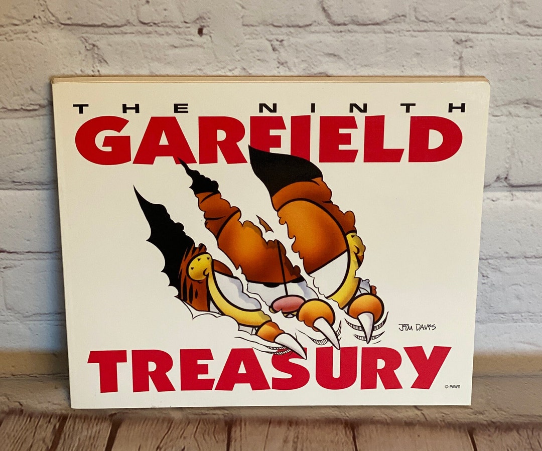 The Ninth Garfield Treasury by Jim Davis 1997 | Softcover Book | Great ...