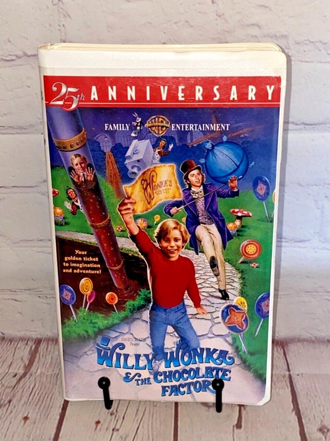 Willy Wonka & the Chocolate Factory 25th Anniversary VHS by WB Family ...