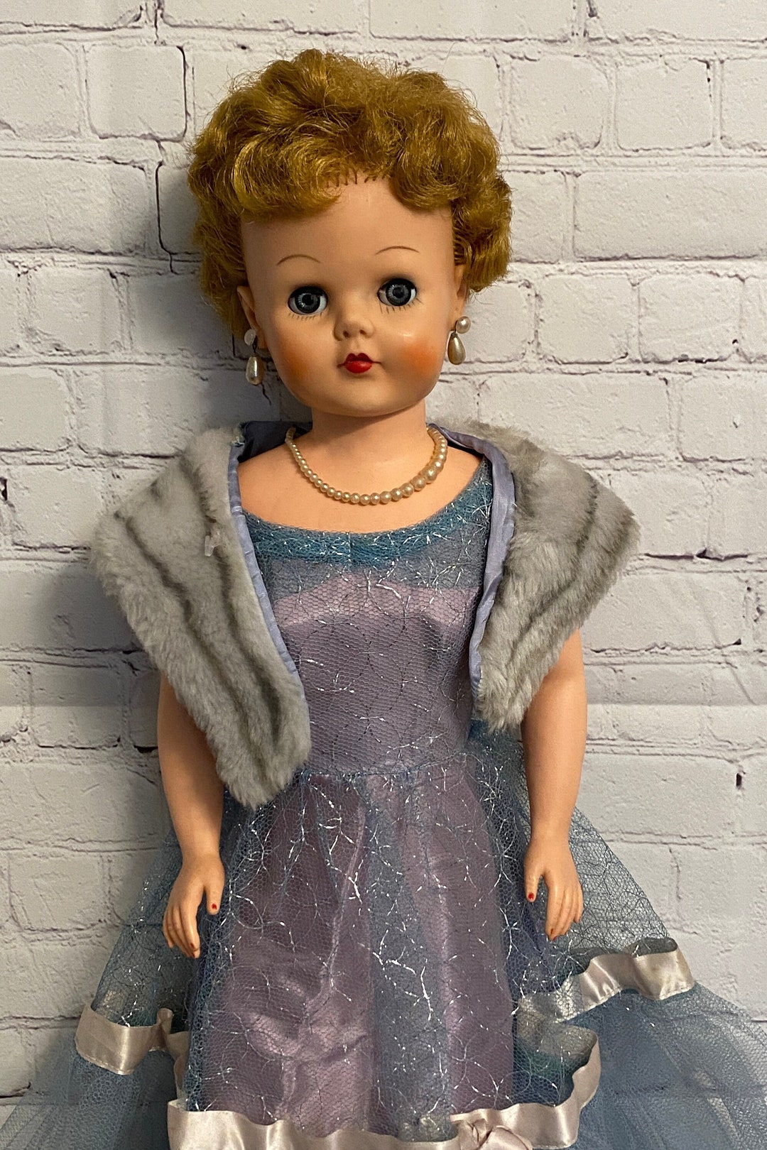 Vintage 1950s darling Debbie 30 Doll W/ Shawl, Necklace & Shoes ...