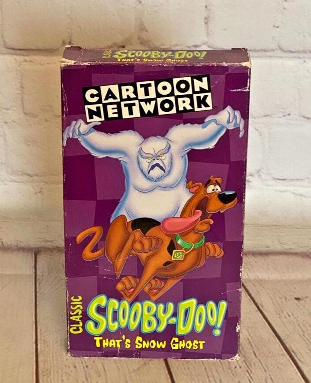 Scooby-doo! Classic "that's Snow Ghost" VHS by Cartoon Network 1998 ...