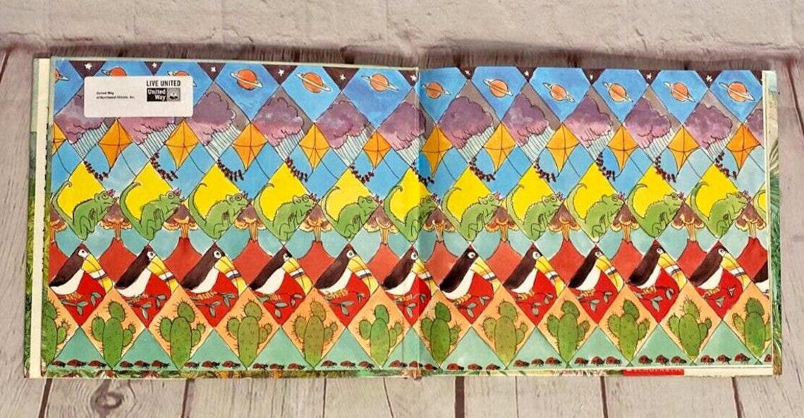 The Magic School Bus "in the Time of the Dinosaurs" by Joanna Cole and ...