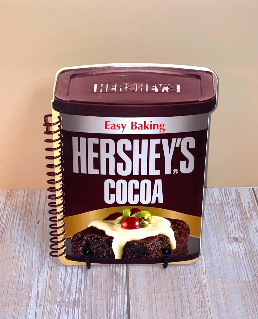 Hershey's Cocoa Easy Baking Spiral Cookbook by Hershey Company 2004 ...