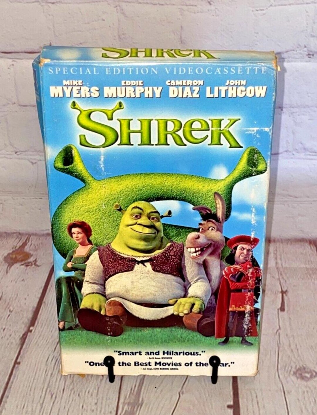 Shrek VHS by Dreamworks 2001 Rated PG Runing Time: 1 Hour 33 Minutes ...